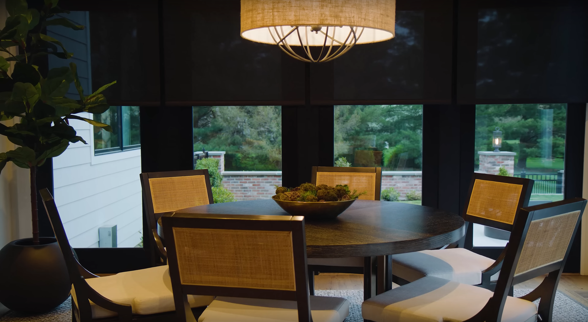 Controlled Lighting: Tech Update 08-04-2023 | 1 Touch